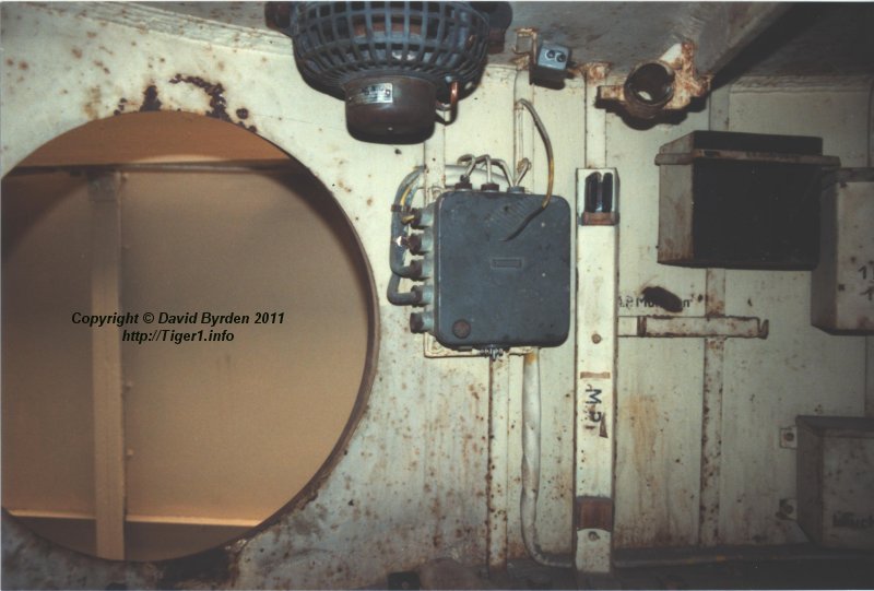 Looking for Tiger I interior pictures of the Loader Side... - Missing-Lynx